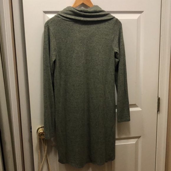 nine britton | Dresses | Nine Britton Dress Turtle Neck Long Sleeve ...